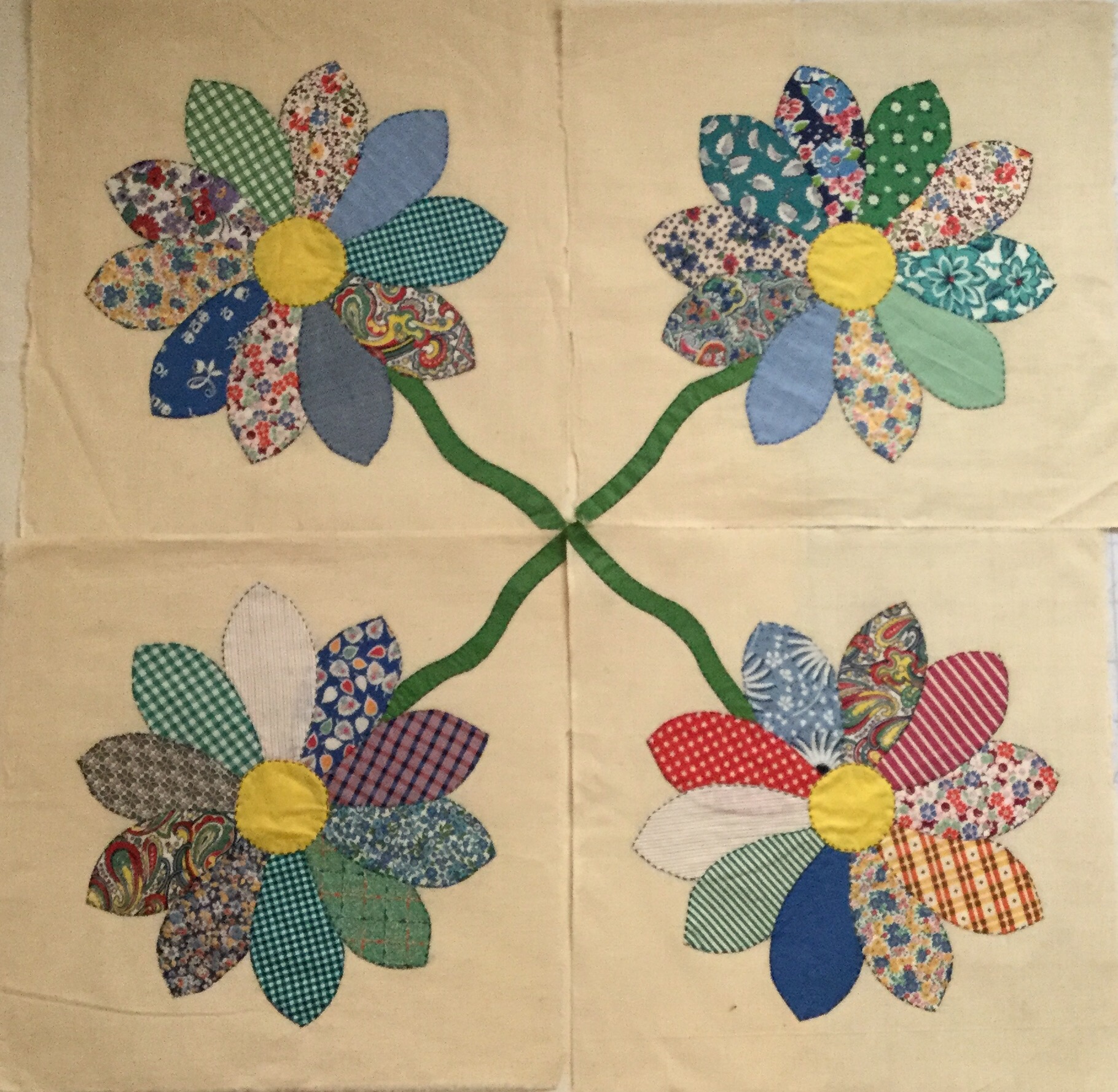 Slow Stitching Sunday ~ More Daisies | KatyQuilts