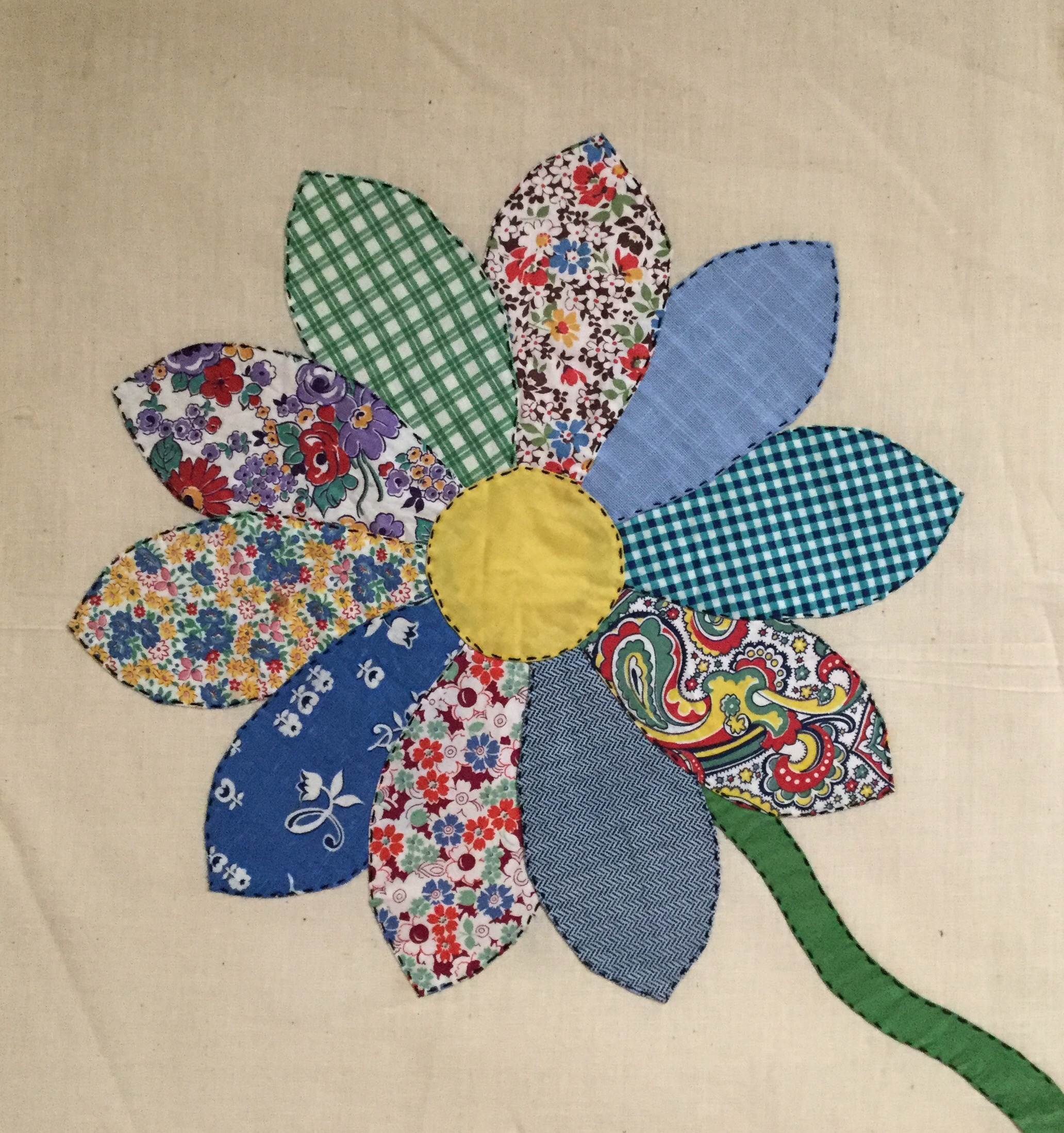 Slow Stitching Sunday ~ More Daisies | KatyQuilts