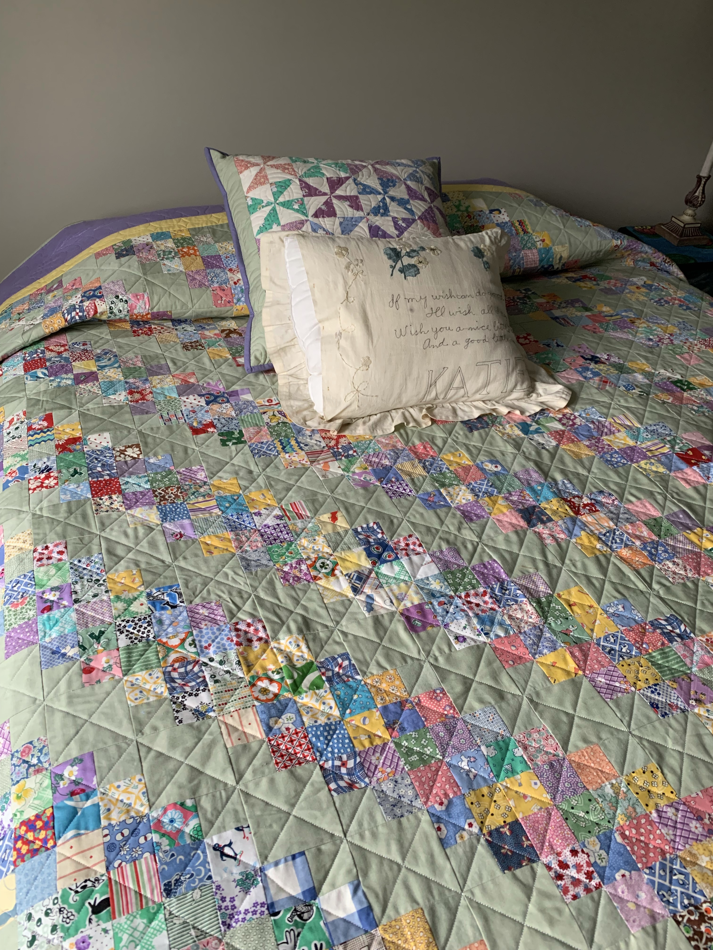 Finish It Up Friday ~ Paper Chains | KatyQuilts