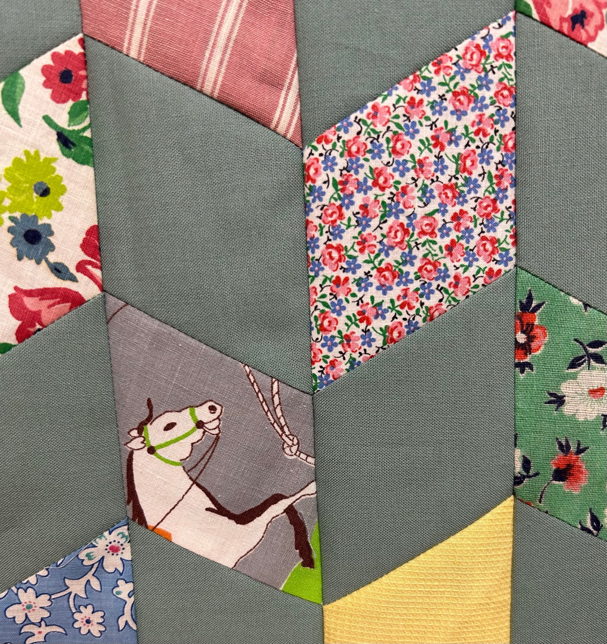 Finish It Up Friday ~ Vintage Diamonds | KatyQuilts