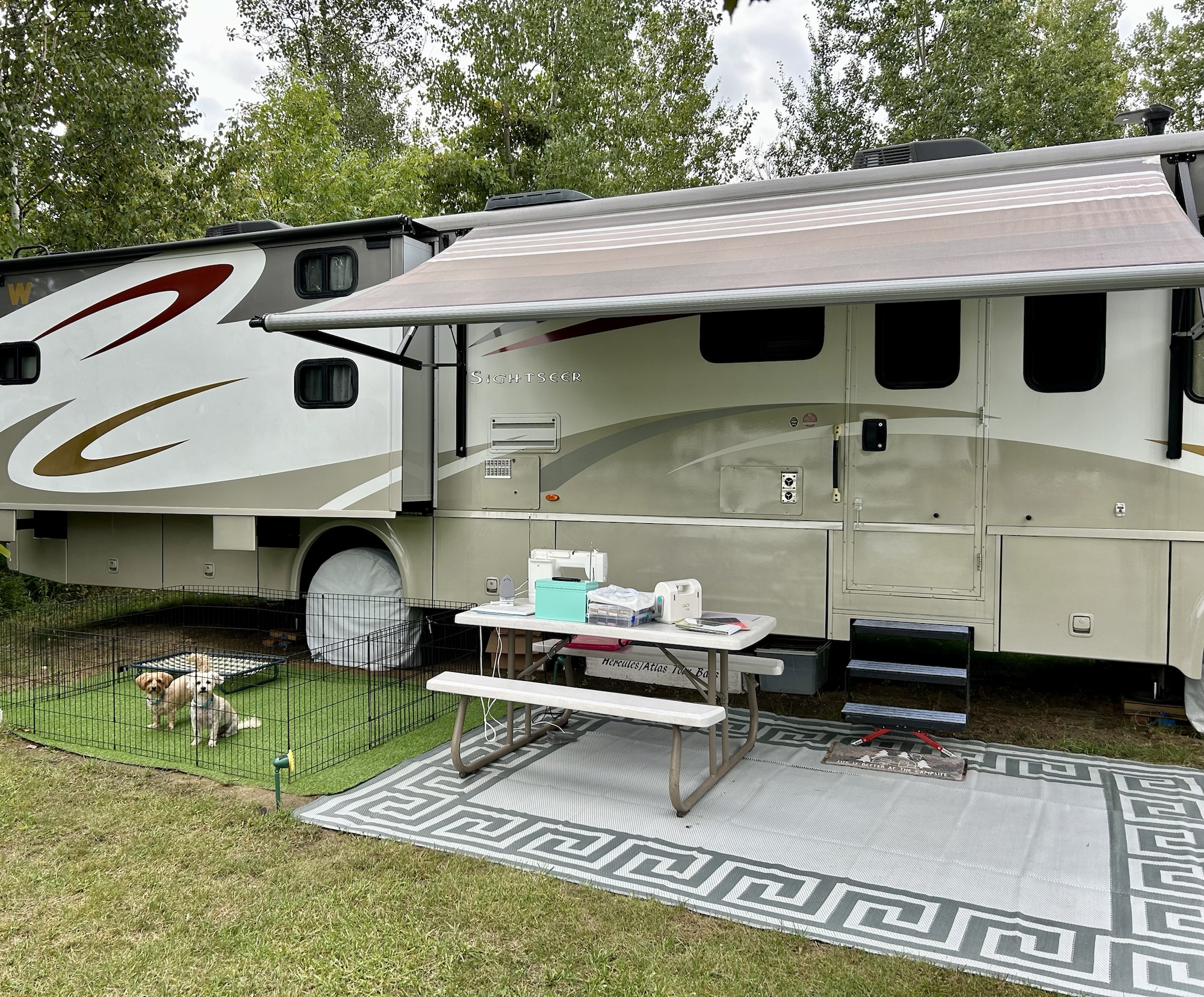 Sewing Outside | KatyQuilts
